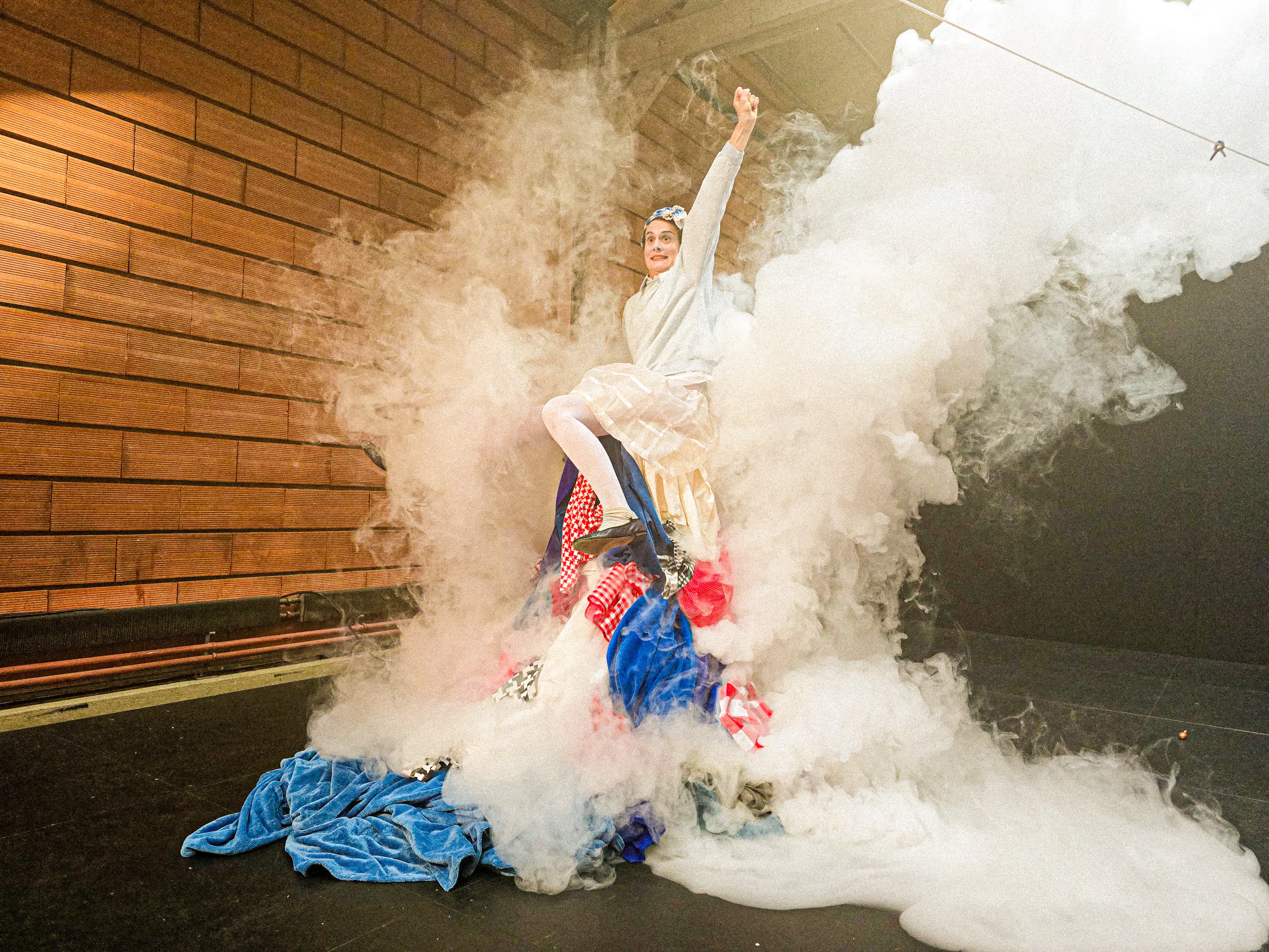 Coraline - La Maison des Métallos | Établissement culturel de la Ville ...